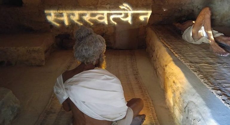 Fires of Ateshgah & Yanar Dag Day Trip - Baku | FREETOUR.com