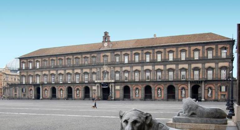 Neapolis City Introduction Free Walking Tour - Naples | FREETOUR.com