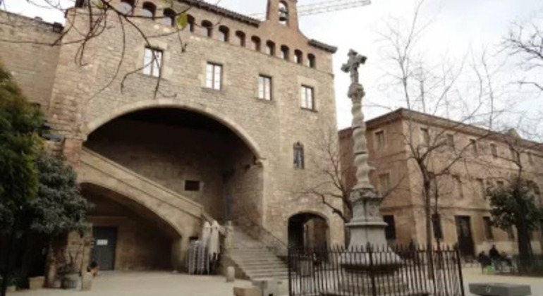 Walking Tour Around The Raval - Barcelona | FREETOUR.com