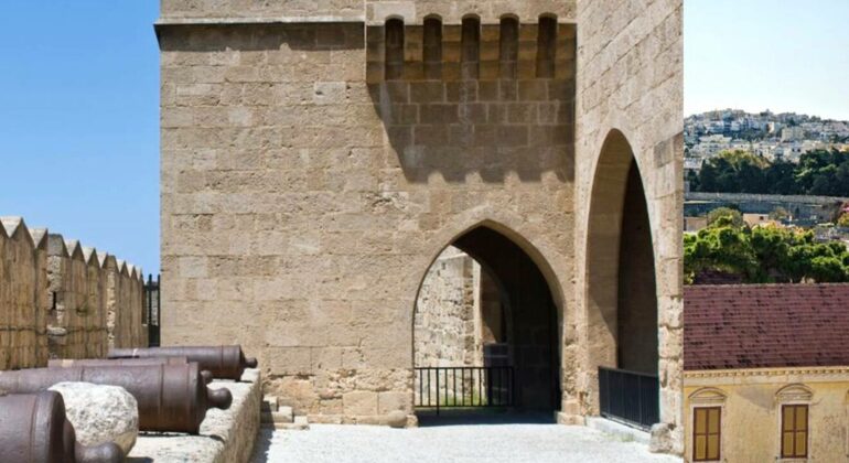 Rhodes : Quiz d'exploration de la ville et jeu de shopping autoguidé ...