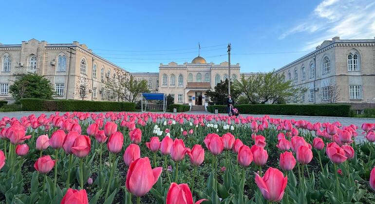 Visite de la ville de Bichkek - Histoire, architecture et culture ...