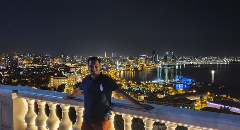 Passeio a pé em Baku - Baku | FREETOUR.com